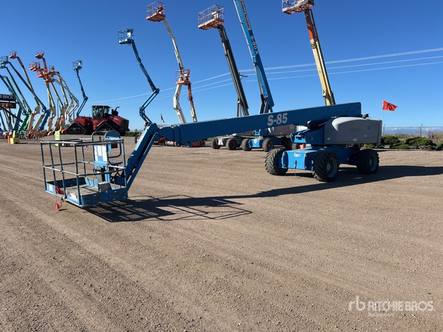 2014 Genie S-85 4WD Diesel Telescopic Boom Lift | Ritchie Bros. Auctioneers
