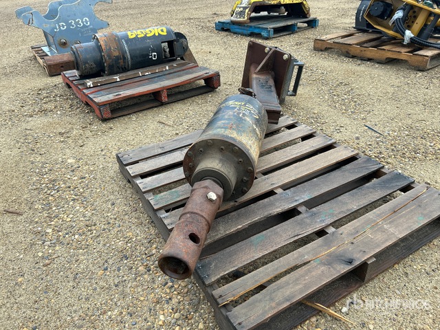 Digga Auger Attachment | Ritchie Bros. Auctioneers
