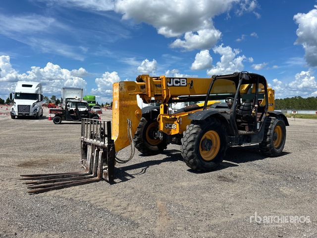 2013 JCB 507-42 Telehandler | Ritchie Bros. Auctioneers