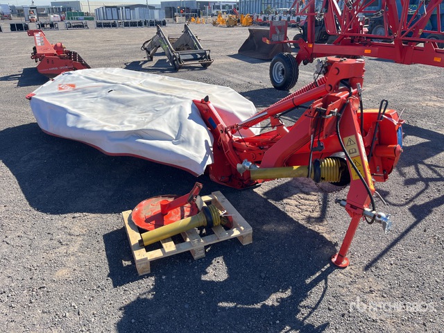 Kuhn GMD310 3000 mm 3-Point Hitch Disc Mower | Ritchie Bros. Auctioneers