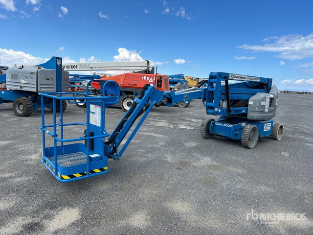 2013 Genie Z-40/23N 2WD Electric Articulating Boom Lift | Ritchie Bros ...