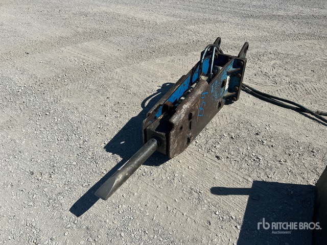 Okada TOP60B 22 in Hydraulic Breaker | Ritchie Bros. Auctioneers