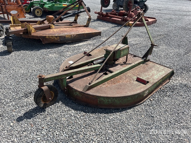 John Deere 506 5 ft 3-Point Hitch Rotary Cutter | Ritchie Bros. Auctioneers