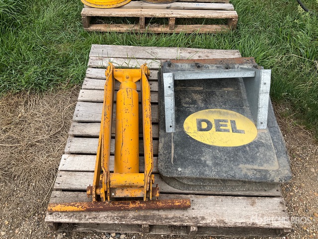 Hydraulic Box Hoist | Ritchie Bros. Auctioneers