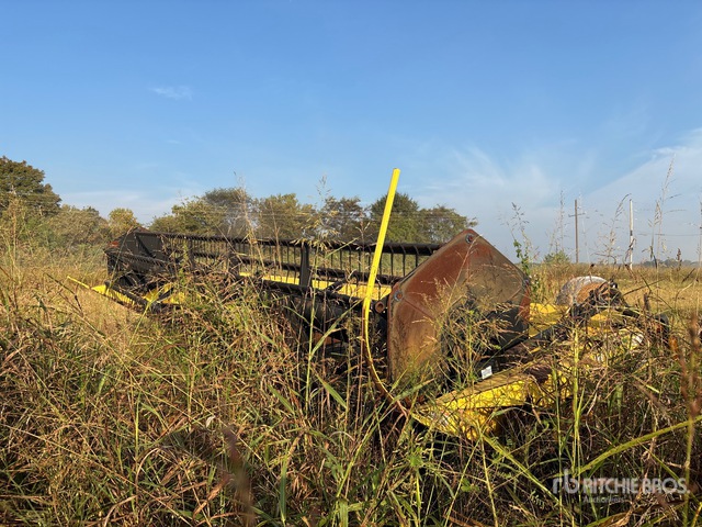 2001 New Holland 92C 24 ft Draper Combine Header (Inoperable) | Ritchie ...