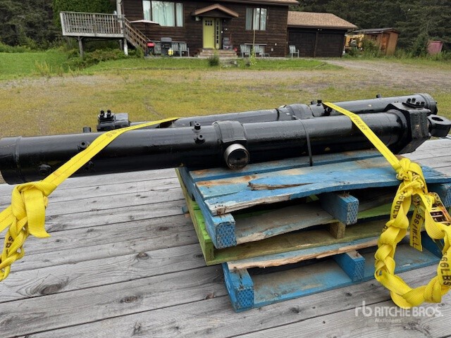 Cat 9T2869 D10T Lift Cylinders Dozer Blade in Thunder Bay, Ontario ...