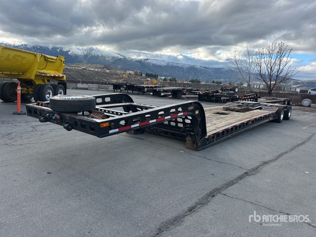 2005 Murray 16-Wheel Expandable Axle Removable Gooseneck Lowboy Trailer ...