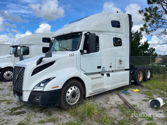 2019 Volvo VNL760 6x4 T/A Sleeper Truck Tractor | Ritchie Bros. Auctioneers