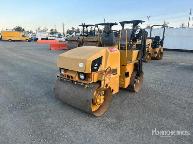 2009 Cat CB24 Double Drum Roller | Ritchie Bros. Auctioneers