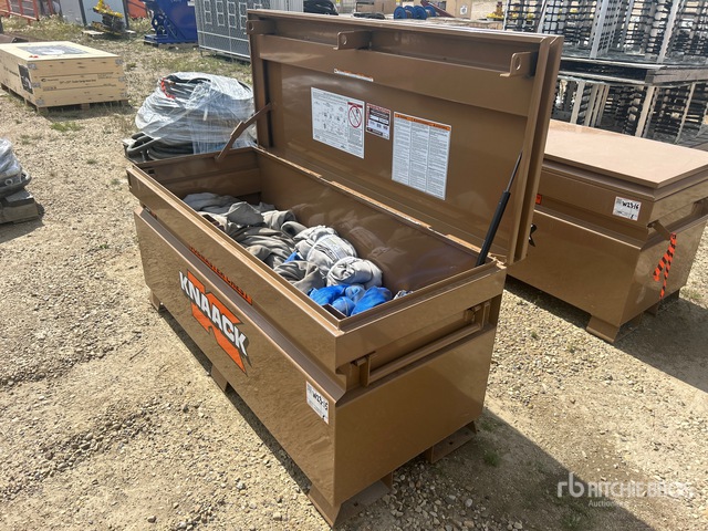 Knaack 60 5 ft x 2 ft x 29 in Job Site Box (Unused) | Ritchie Bros ...