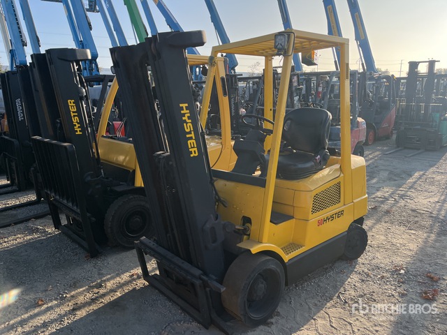 2003 Hyster S50XM 4050 lb Forklift (Inoperable) | Ritchie Bros. Auctioneers