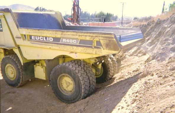 1998 Euclid R40C Off-Highway Dump Truck in Corona, California, United ...