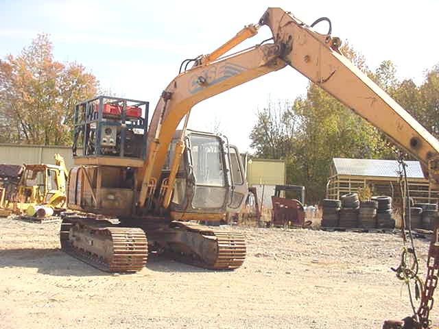 1998 Case 9010B Track Excavator: