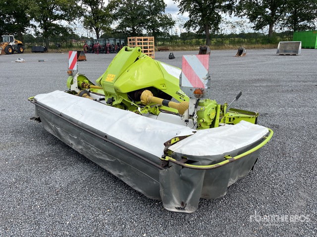 2018 Claas Disco 3200FC Move Front Disc Mower | Ritchie Bros. Auctioneers