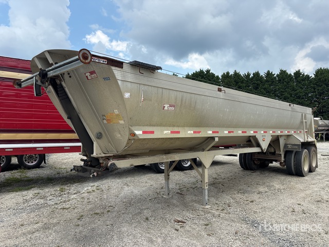 2016 Travis S/97 35 ft T/A Frameless End Dump Trailer | Ritchie Bros ...