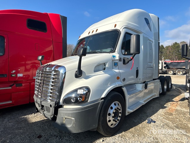 2016 Freightliner Cascadia 113 6x4 T/A Sleeper Truck Tractor ...