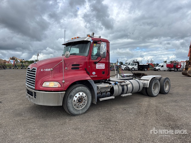 2016 Mack CXU613 6x4 T/A Day Cab Truck Tractor | Ritchie Bros. Auctioneers