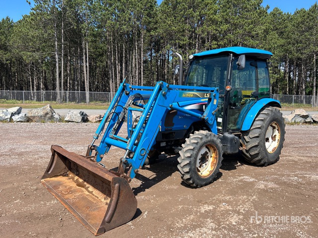 2017 LS XU6168 4WD Utility Tractor | Ritchie Bros. Auctioneers