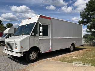 2004 Freightliner MT35 4x2 Step Van in ROANOKE RAPIDS, North Carolina ...