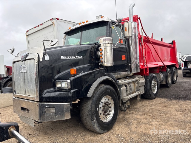 2018 Western Star 4900 8x4 8x4 Tipper Truck | Ritchie Bros. Auctioneers
