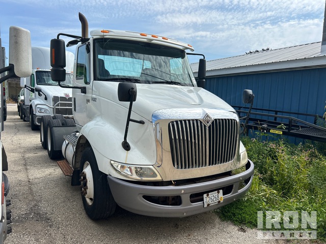 2006 International 8600 6X4 6x4 T/A Day Cab Truck Tractor in Oshkosh ...