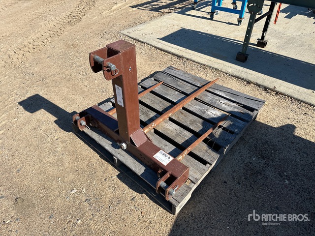 HiQual 44 in 2200 lb Class 2 3 Point Spike Bale Spear | Ritchie Bros ...