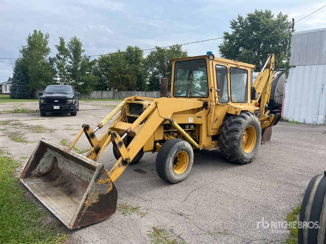 Massey Ferguson MF300 4x2 Backhoe Loader | Ritchie Bros. Auctioneers