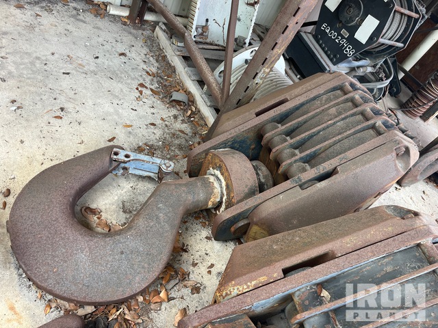 Johnson Blocks JJ110024RTC 110 ton 4 Sheave Hook Block | Ritchie Bros ...