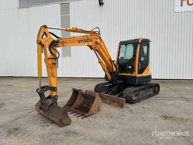 2017 Hyundai R60CR-9A Mini-Pelle Mini Excavator | Ritchie Bros. Auctioneers
