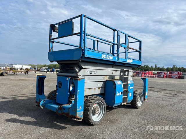 2013 Genie GS-5390 4x4 Diesel Scissor Lift | Ritchie Bros. Auctioneers