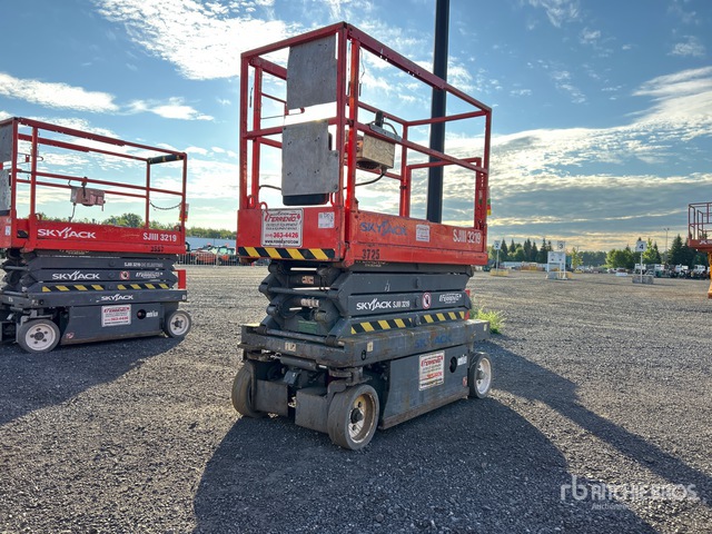 2005 Skyjack SJ 3219 Electric Scissor Lift | Ritchie Bros. Auctioneers