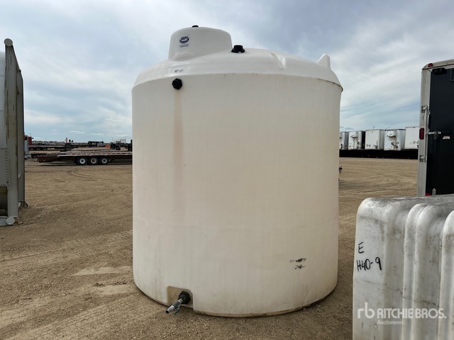 Marmit Plastics Inc Water Tank | Ritchie Bros. Auctioneers