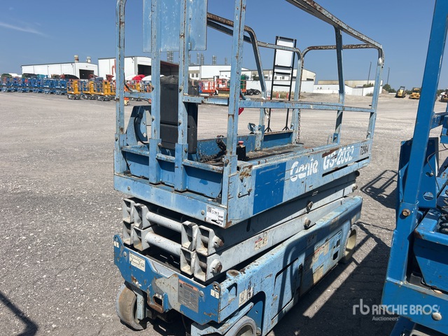 2014 Genie GS2032 Electric Scissor Lift | Ritchie Bros. Auctioneers