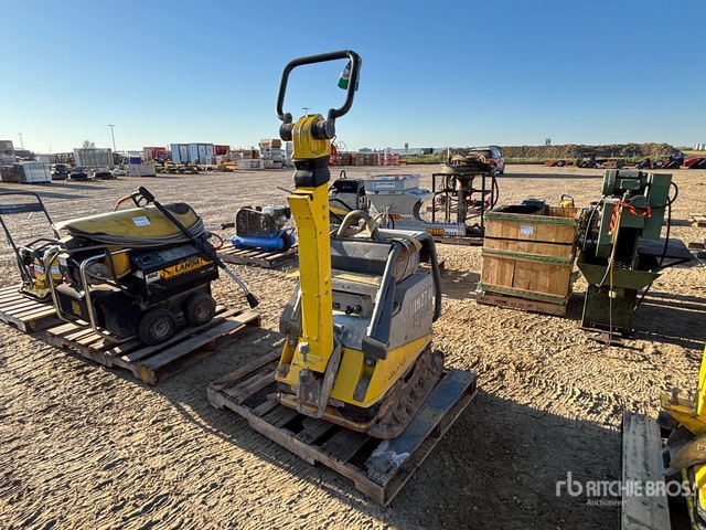 2020 Wacker DPU 6555He Vibratory Plate Compactor (Inoperable) | Ritchie Bros. Auctioneers