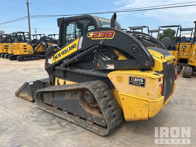 2013 New Holland C238 Two-Speed Compact Track Loader in Oklahoma City ...