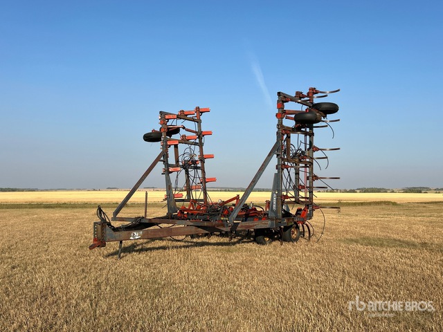Friggstad 300 40 ft Cultivator | Ritchie Bros. Auctioneers