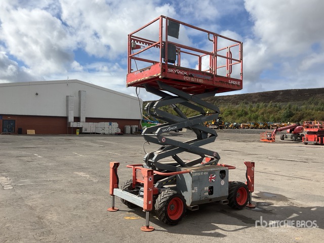 2016 Skyjack SJ6826 RT 4x4 Diesel Scissor Lift | Ritchie Bros. Auctioneers