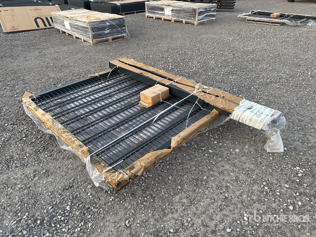 Double Wing Door (1,80m x 3,00m) for Site Fence (Unused) | Ritchie Bros ...