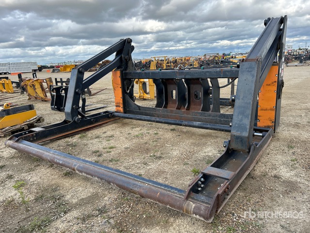 WBM 96 in Pipe Wheel Loader Grapple | Ritchie Bros. Auctioneers
