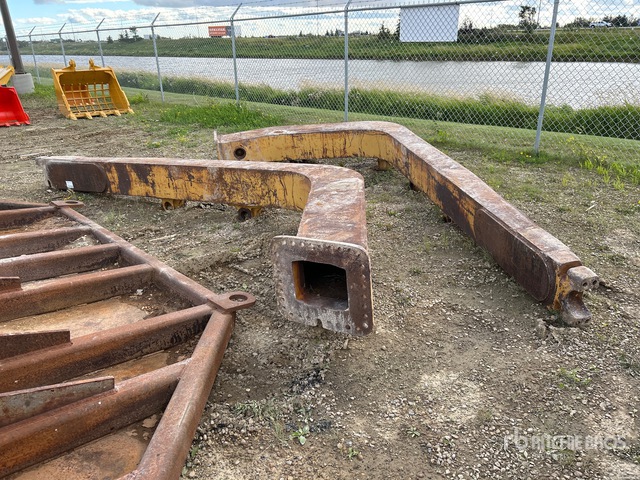 Crawler Dozer C Frame | Ritchie Bros. Auctioneers