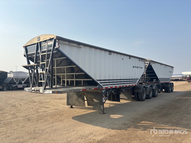 2021 Lode King 28 ft Super B-Train Lead Grain Trailer | Ritchie Bros ...