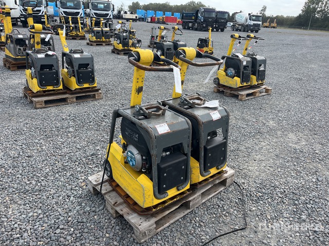 2016 Wacker DPU 3050HE Vibratory Plate Compactor | Ritchie Bros ...