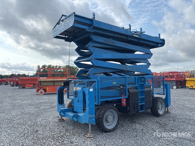 2015 Genie GS-5390 4x4 Diesel Podnośnik nożycowy | Ritchie Bros ...