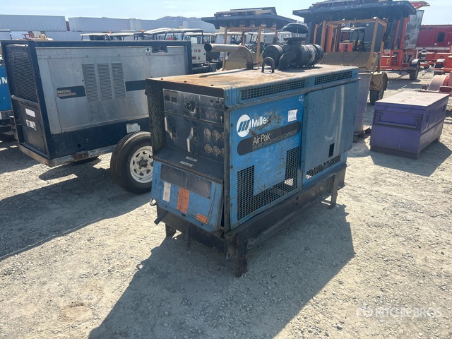 Miller Air Pak 400 A Skid-Mounted Stick Engine Driven Welder | Ritchie ...