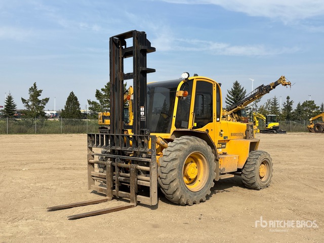 2014 Sellick S80J4I-4 8000 lb 4x4 Chariot élévateur tout terrain | Ritchie Bros. Auctioneers