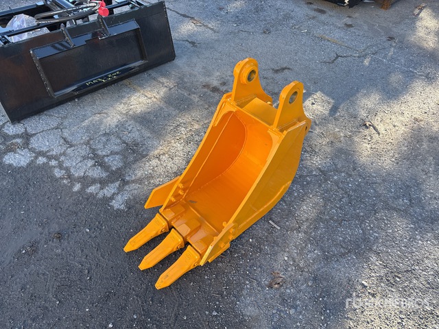 2025 GIYI GY-BK 12 in Digging Excavator Bucket - Fits Cat 305 (Unused ...