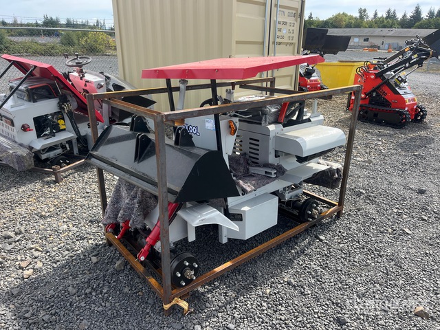 2025 SDLOOL SL45 Mini Wheel Loader (Unused) | Ritchie Bros. Auctioneers