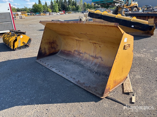 Hewitt 101 in Q/C Wheel Loader Bucket | Ritchie Bros. Auctioneers