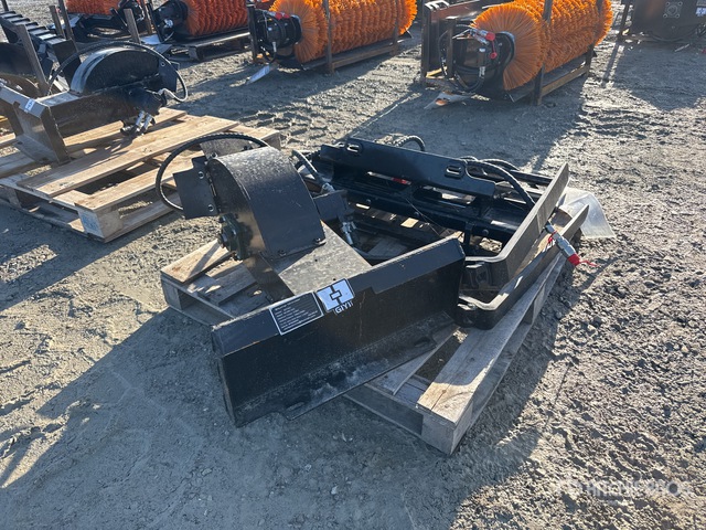 2025 GIYI CYHC Qty of Skid Steer Side Shift Forks and Planer Skid Steer ...