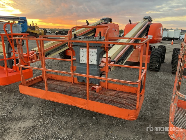 2004 JLG 600S Diesel Telescopic Boom Lift | Ritchie Bros. Auctioneers